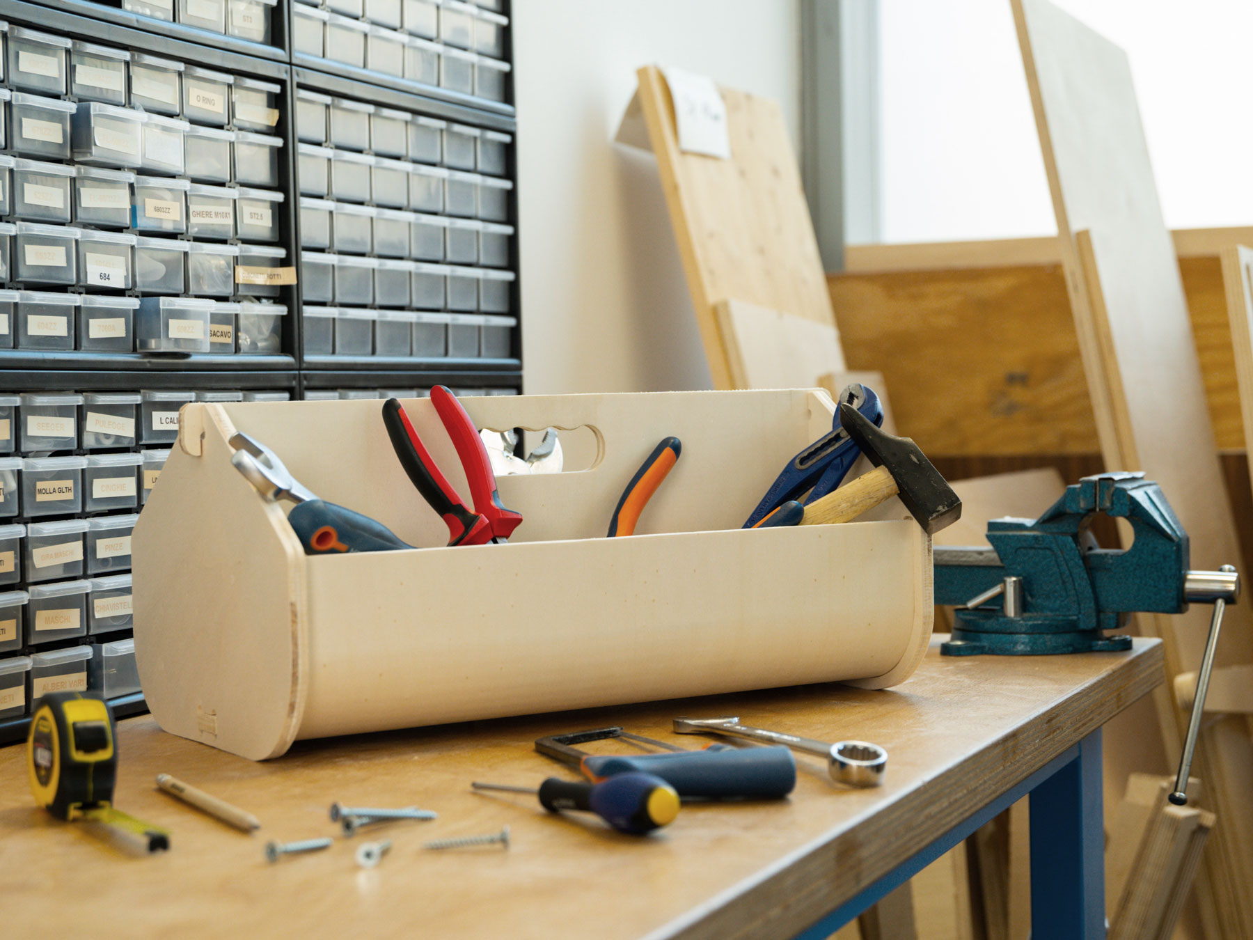 CNC projects - Wooden toolbox | Goliath